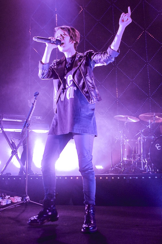 Lexus Pop-Up Concert Series Powered by Pandora Featuring Tegan and Sara ...