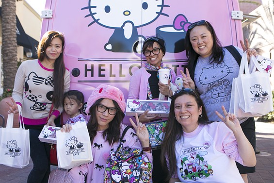 A Closer Look at the Hello Kitty Cafe Truck – OC Weekly
