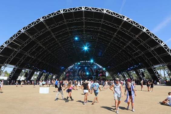 Scenes from the Sahara Tent at Coachella – OC Weekly